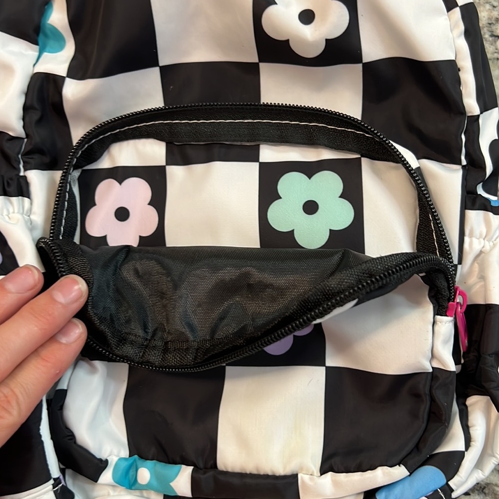 Claire’s Checkered Daisy Small Backpack - Gem